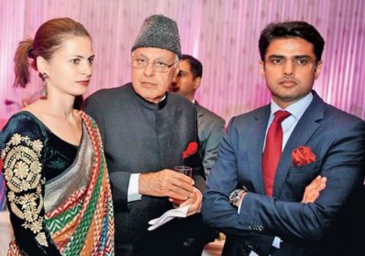 दादा पीएम, पिता-भाई रहे सीएम अब पति को मिली डिप्टी सीएम की जिम्मेदारी ...